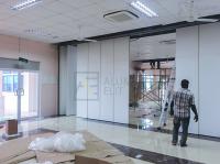 China Acoustic Operable Movable Partition Wall 68mm 6061-T6 Aluminum Frame Sound Insulation 45dB Up to 4m High for sale