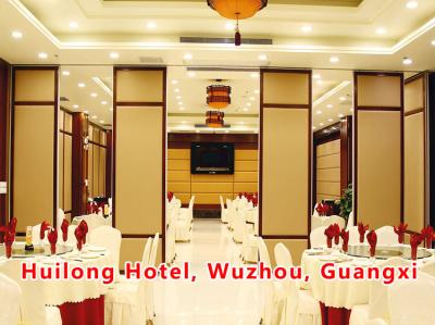 China Commercial Movable Partition Wall 100mm Thickness 6061-T6 Aluminum Q235 Steel Frame for sale