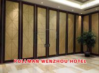 China Modular Acoustic Movable Walls 105mm Thickness 42-56dB STC Rating 800N Sealing Power for sale