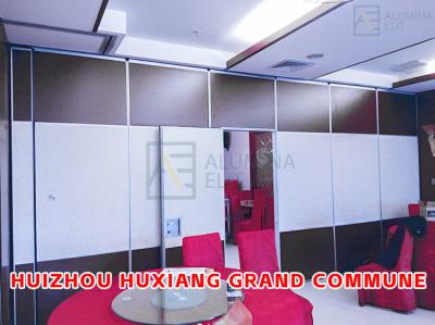 China Customizable Movable Partition Wall with 6061-T6 Profiles and 304 Stainless Steel Rollers - Width 600-1250mm, Height 2000-18000mm for sale