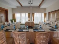 China Soundproof Movable Partition Wall 800N Sealing Power 40N/m Magnetic Attraction Hotel for sale