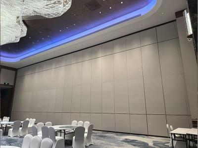 China Office Movable Partition Wall Systems 100mm Thickness with 52-56dB Sound Insulation and 40N/m Magnetic Seals for sale