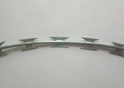 China NATO Concertina Razor Wire Roll 10m Galvanized Steel Security Fencing BTO-11 BTO-22 for sale