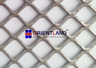 China Light Duty Raised and Flat Expanded Metal Mesh Rolls - 0.5-8mm Thickness, 4-10ft Panel Length for Construction Applications for sale