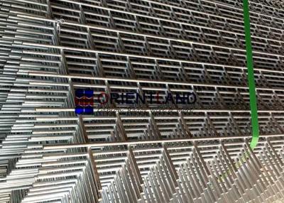 China Heavy Duty 8 Gauge Welded Wire Mesh Panel 2x2 Inch Openings with 2.0-6.0mm Wire Diameter for sale