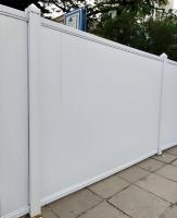 China PVC Privacy Fence 1.8m x 2.4m White Vinyl Fencing Panel Outdoor Garden Plastic Fence for sale