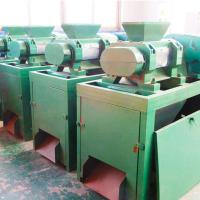China Bentonite Double Roller Pellet Granulator 1-1.5TPH Commercial Feed Pellet Mill for sale