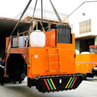 China Fully Automatic Crawler Compost Turner Organic Fertilizer Equipment 2600mm Width for sale