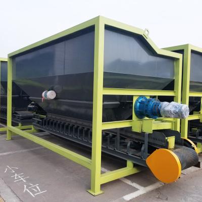 China Fertilizer Loader 1 Tonne Feed Hopper Carbon Steel Feeding Hopper 3-10t/h Capacity for sale