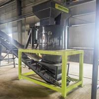 China Vertical Pig Waste Crusher 15000 kg/h Industrial Fertilizer Crushing Machine 37 kW for sale