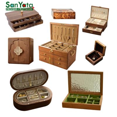 China Custom Wooden Jewelry Box with Laser Engraving for Women's Gift, Luxury Walnut Organizer with Velvet Lining for sale