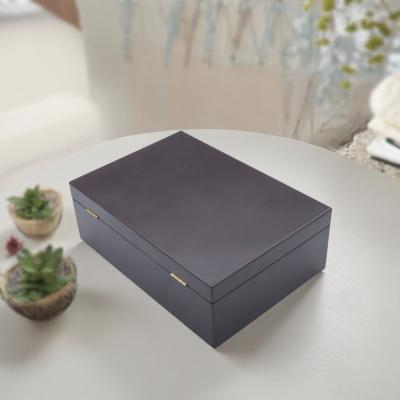 China Factory Direct Sale Whiskey Packaging Box Accept Custom Logo&design for Social Occasion for sale
