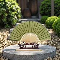 China Pure Green Bamboo Fan Ribs and Silk Fan Surfaces Can Be Customised with Personalised Designs for Commemorative Gifts for sale