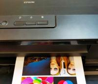 China Silver Inkjet Printing PVC Sheet 0.18-0.40mm Thickness for Epson Canon HP Printers with ±0.5mm Size Tolerance for sale
