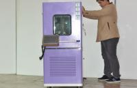 China Constant Temperature Humidity Benchtop Environmental Test Chamber With Microprocessor for sale