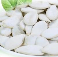 China Manufacturers sell a large number of high-quality green pumpkin seeds in bulk amazon for sale