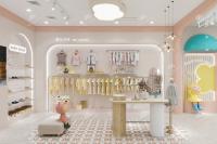 China 06-DBAS Maternity And Baby Store Design With Dopamine Style for sale