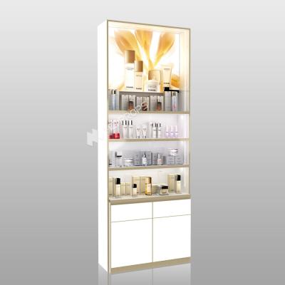 China Makeup Shop Rack White Wooden Skincare Cabinet With Light Box Cosmetic Display Shelf  For Customized Shop Display Furniture And Compact Store Design for sale