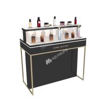 China Beauty Shop Black & Gold Display Furniture Elegant Modern Minimalist Side Rack Double-Sided Display for Cosmetic Store Interior Design for sale