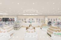China BBC008 Branding Baby Clothes Display Baby Shop Interior Design for Maternity Shop Display Furniture for sale