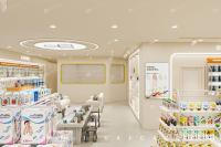 China BBC017 Fashionable Shop Showcase Baby Clothing Display Baby Store Shelves For Maternity Shop Decoration for sale