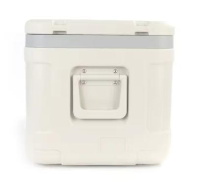 China Outdoor Camping Sports Ice Cool Box The Perfect Cooler Box New Design High Quality Automobile Transportation 50L Portable Camping Fish Cooler Box for sale