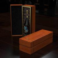 China Luxury Handmade MDF Wooden Wine Box with Custom Gold Stamping Logo - Premium Wine Gift Packaging for sale