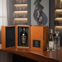 China Custom Wine Gift Box with Embedded Hidden Hinges for sale