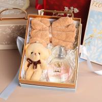 China Luxurious Metal Handle Matt Printed Wedding Gift Box Manufacturer Wholesale for sale