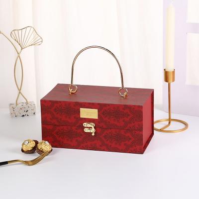 China Vintage Porcelain Printed Wedding Favor Gift Box Flip Top Candy Box Silk Scarf Packaging Wholesale for sale