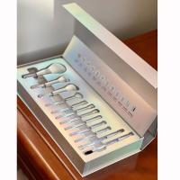 China Custom Holographic 12 Pcs Makeup Brush Set Iridescent Cosmetic Brush Gift Box Wholesale for sale