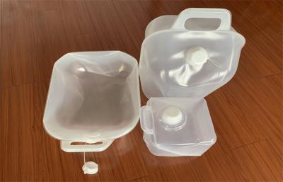 China 18L Collapsible Cubitainer Jerry Can LDPE Food Grade Beverage Container for Camping for sale
