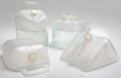 China LDPE Collapsible Jerry Can 3L 5L 10L 20L Water Liquid Cubitainer Dispenser for sale