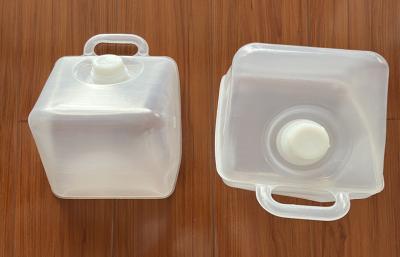 China BPA Free Collapsible Liquid Container 5L 10L 20L with Handle Tap for Chemicals for sale