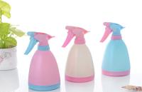 China 500ml Candy Colored Pressure Sprayer Watering Can for Household Flowers for sale