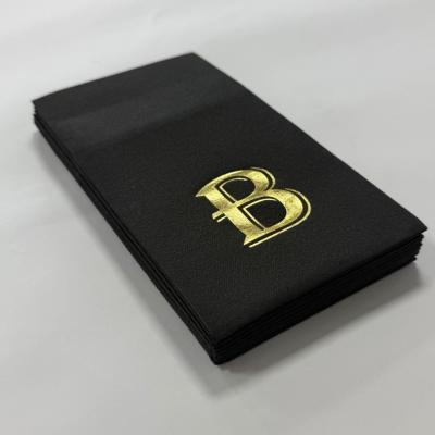 China Premium Black Airlaid Napkins Elegant Personalized Paper Napkins For Hotel for sale