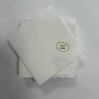 China 23*23 Premium White Airlaid Napkins & Cutlery Bags Soft Absorbent Dust Free For Events for sale