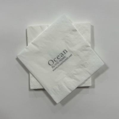 China FSC White Paper Napkins 27*27cm 2 Ply Dinner Napkins Virgin Wood Pulp for sale