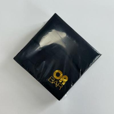 China Luxury Gold Foil Napkins 30x30cm 3 Ply Embossed Personalized Paper Cocktail Napkins for sale