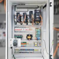 China VMC-855 Vertical Machining Center: High-Speed Cutting & Auto Chip Control for sale