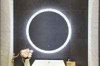 China Anti Fog Lighted Mirror TV Space Saving Lighted Bathroom Magnifying Mirror High Definition for sale