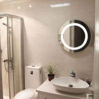 China Illuminated 5mm Polished Silver Mirror For Elegant House Bathroom Decor for sale