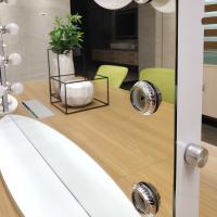 China White Finishing Dimmable Backlit Mirror With LED Light Bulbs For Beauty Statio for sale