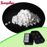 China Thermoplastic Elastomer Rubber Material Granules For Soft Food Grade Shaped Cube Reusable Ice Trays for sale