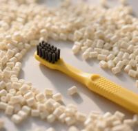 China Sungallon Thermoplastic Elastomer TPE Overmolding Granules Raw Material for Toothbrush Pellets Injection Molding for sale