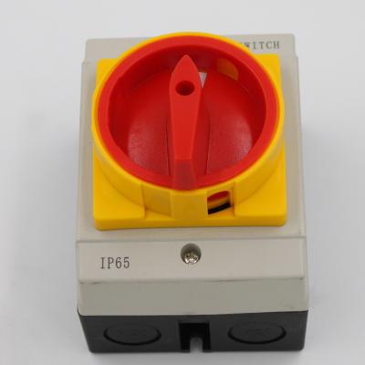 China 20A Cam Switch Rotary Changeover with Waterproof IP65 Box 3 Pole 2 Position LW26GS Series Made of Metal and Plastic for sale