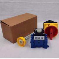 China LW30 Series 32A Rotary Cam Switch Isolator 3P with Doorlock Safety Easy On-Off Handle Operation Installation Type for sale