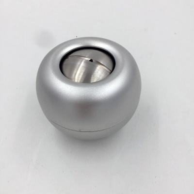 China Original Wrist Trainer Essential Spinner Classic Silver ZINC ALLOY Gyro Ball Forearm Exercise Portable Arm Workout Strength for sale