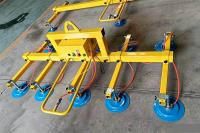 China Ergonomic Electric Cantilever Vacuum Lifter for Safe Loading and Unloading of Sheet Metal in Laser Cutting Machines for sale