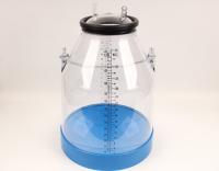 China Polycarbonate Dairy Milking Machine Bucket 25L-32L Capacity with 7mm Thickness and Dual Scale for sale